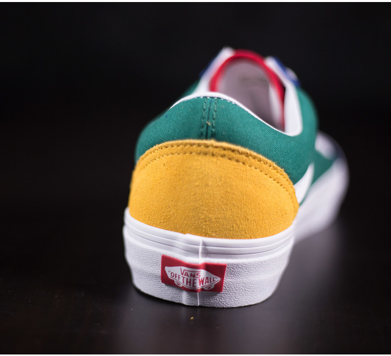 Pánske nízke farebné tenisky Vans Old Skool s bielou podrážkou a ...