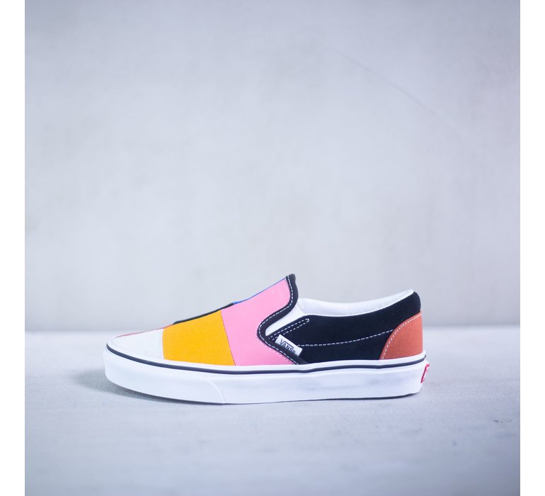 Farebné tenisky značky Vans model Classic Slip-On so záplatovým ...