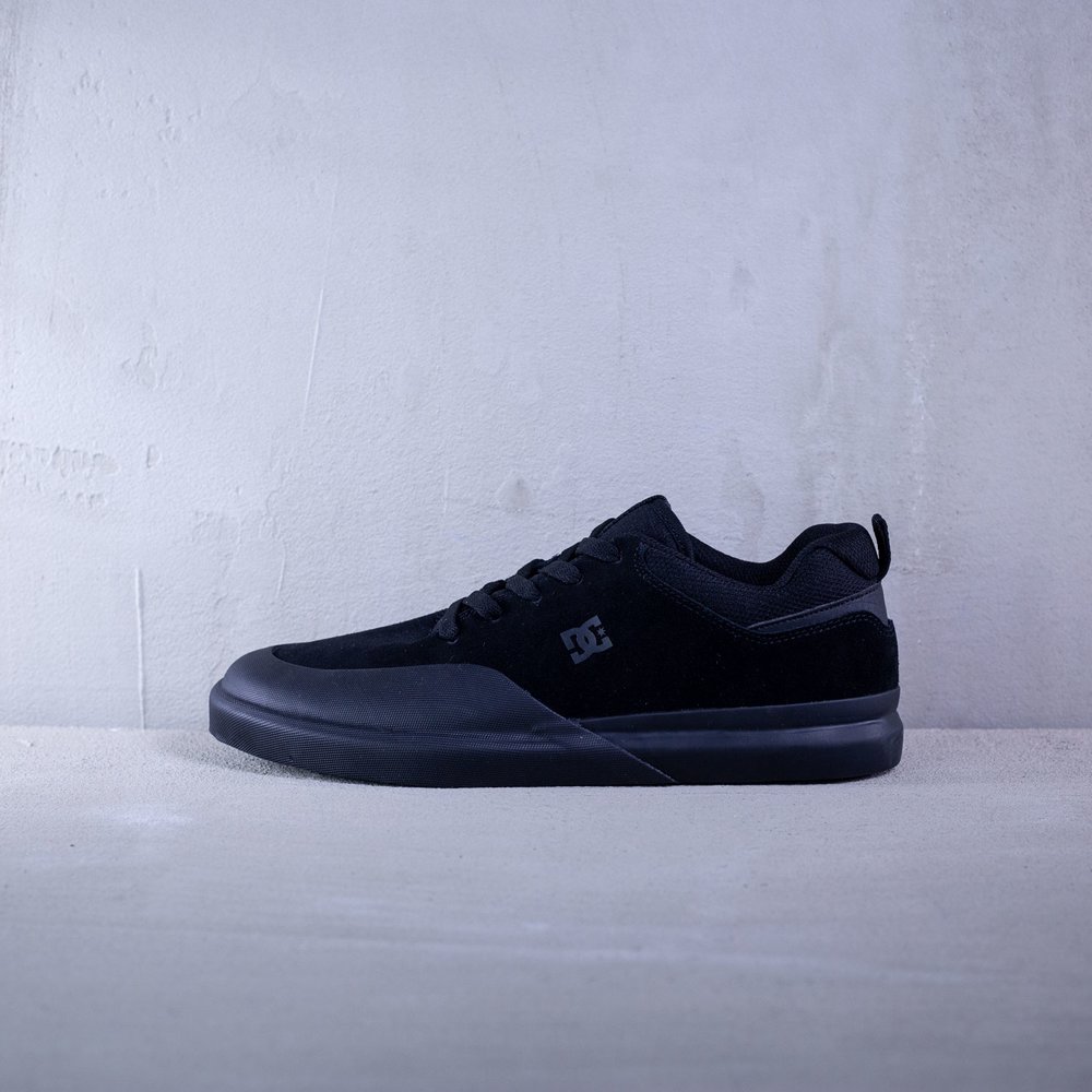 Pánske skateboardové celočierne tenisky DC shoes INFINITE nízkeho tvaru ...